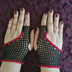 CROCHET PATTERN Alt Crochet Lace Fingerless Gloves, Gothic Short Arm ...