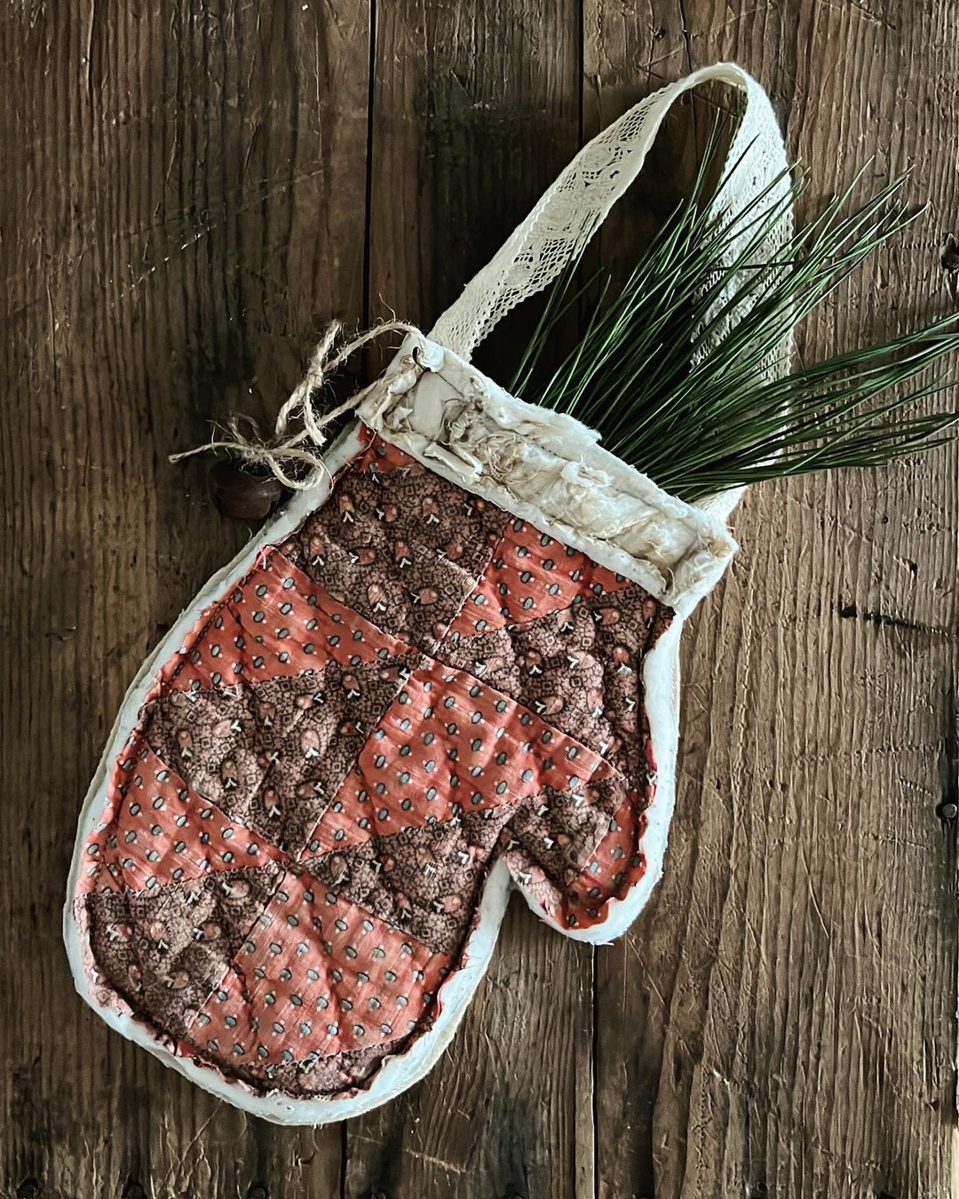 Antique Quilt Mitten Bag - Vintage Christmas Decor, Farmhouse Style - Etsy
