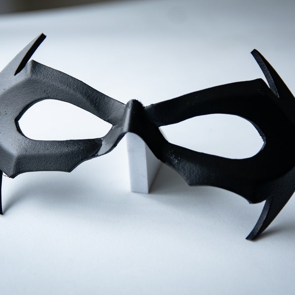 Robin Mask - Etsy