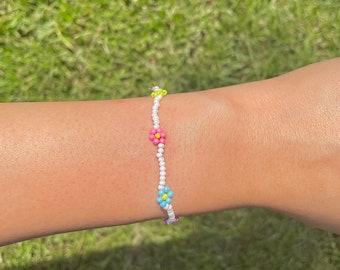 Daisy Chain Bracelet Gifts for Her Crystal Bead Mom Gift - Etsy