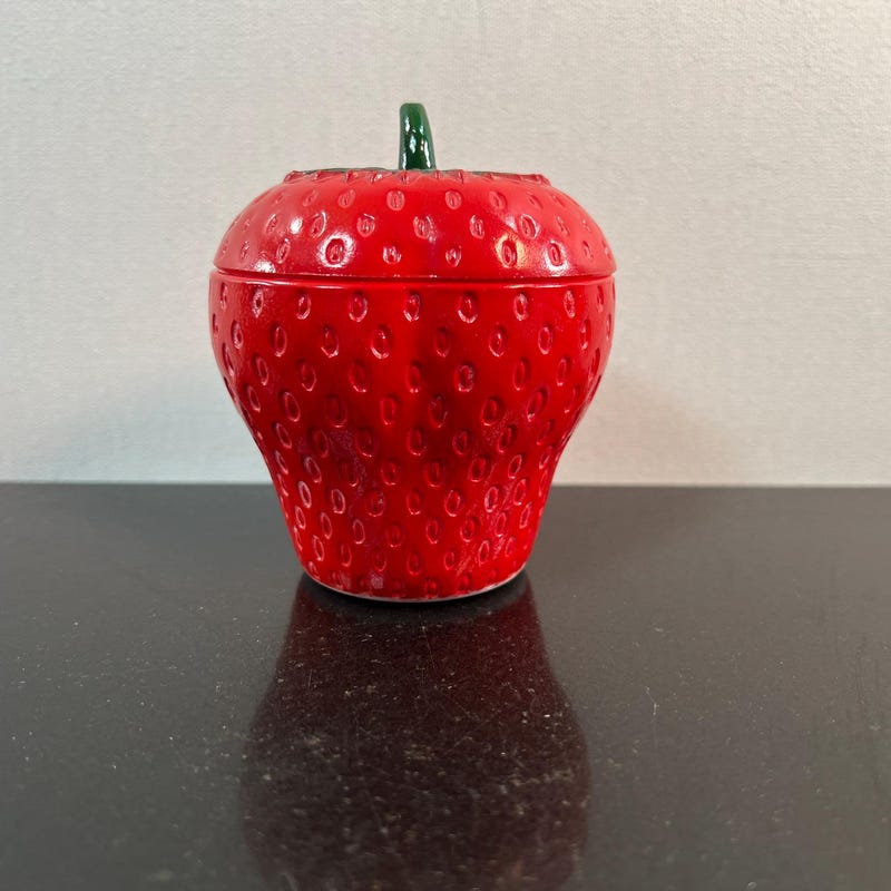 Strawberry Hazel Atlas - Etsy