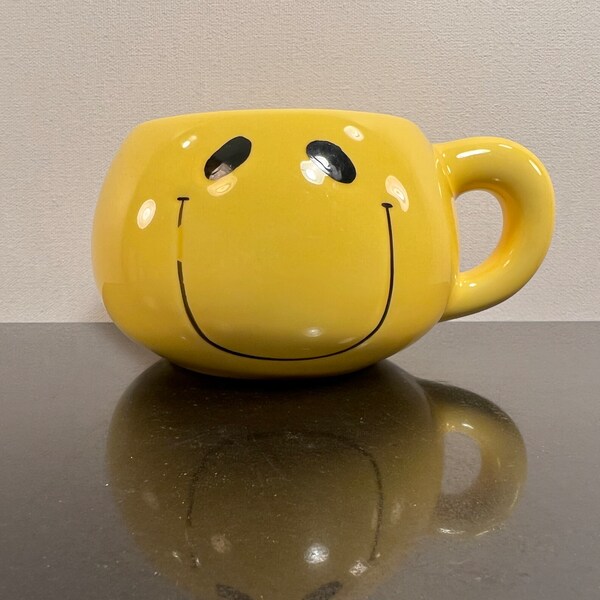 Smiley Face Mugs - Etsy