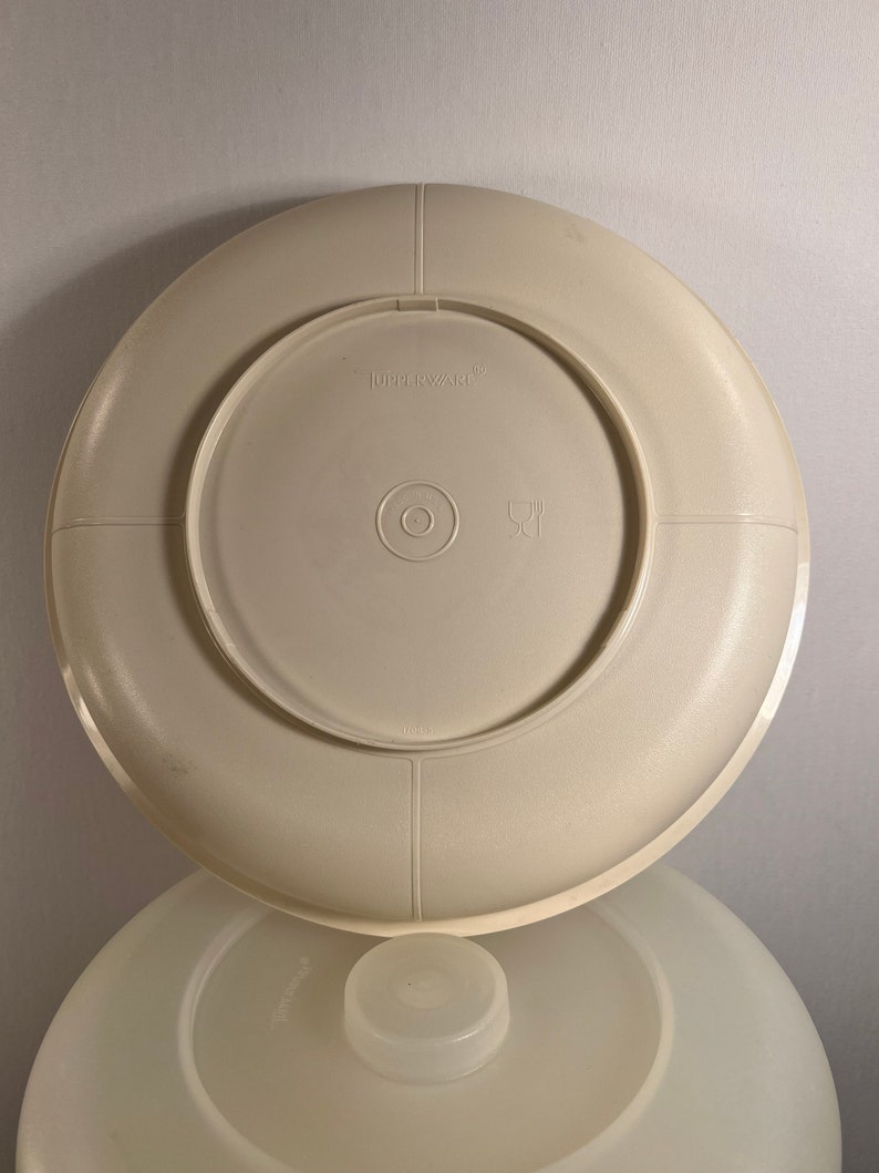 Vintage Tupperware Cake and Snack Containers With Stand - Etsy