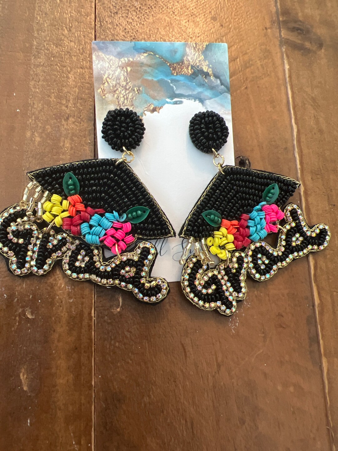 Celebration Congrats grad Cap Class of 2023 Seed Bead & Flowers Dangle ...