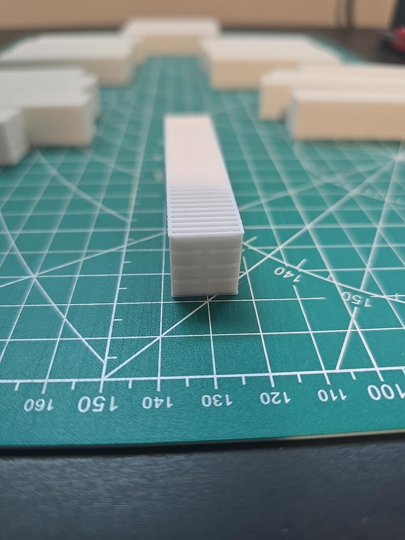 N Scale 40ft Shipping Containers - 100 Pack - White - Etsy