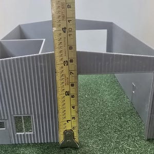 HO Scale Commercial Building: Model Railroad Warehouse With Open Doors ...