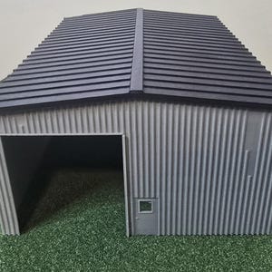 HO Scale Commercial Building: Model Railroad Warehouse With Open Doors ...