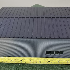 HO Scale Commercial Building: Model Railroad Warehouse With Open Doors ...
