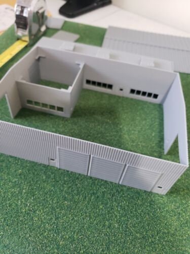 N Scale 1/160 3D Printed Modern Commerical Warehouse Open Pull Doors ...