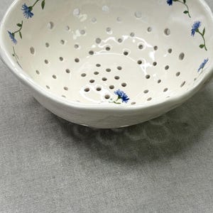 Colander “cornflowers” - Etsy