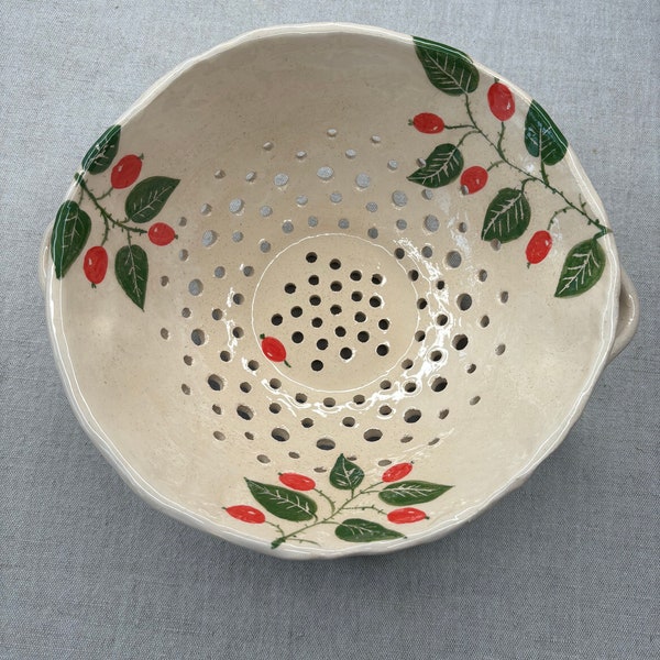 Berry Bowl Colander - Etsy