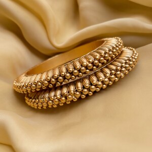 Antique Indian Gold Bangle Set, Bride Wedding Bangles, Indian Bridal ...