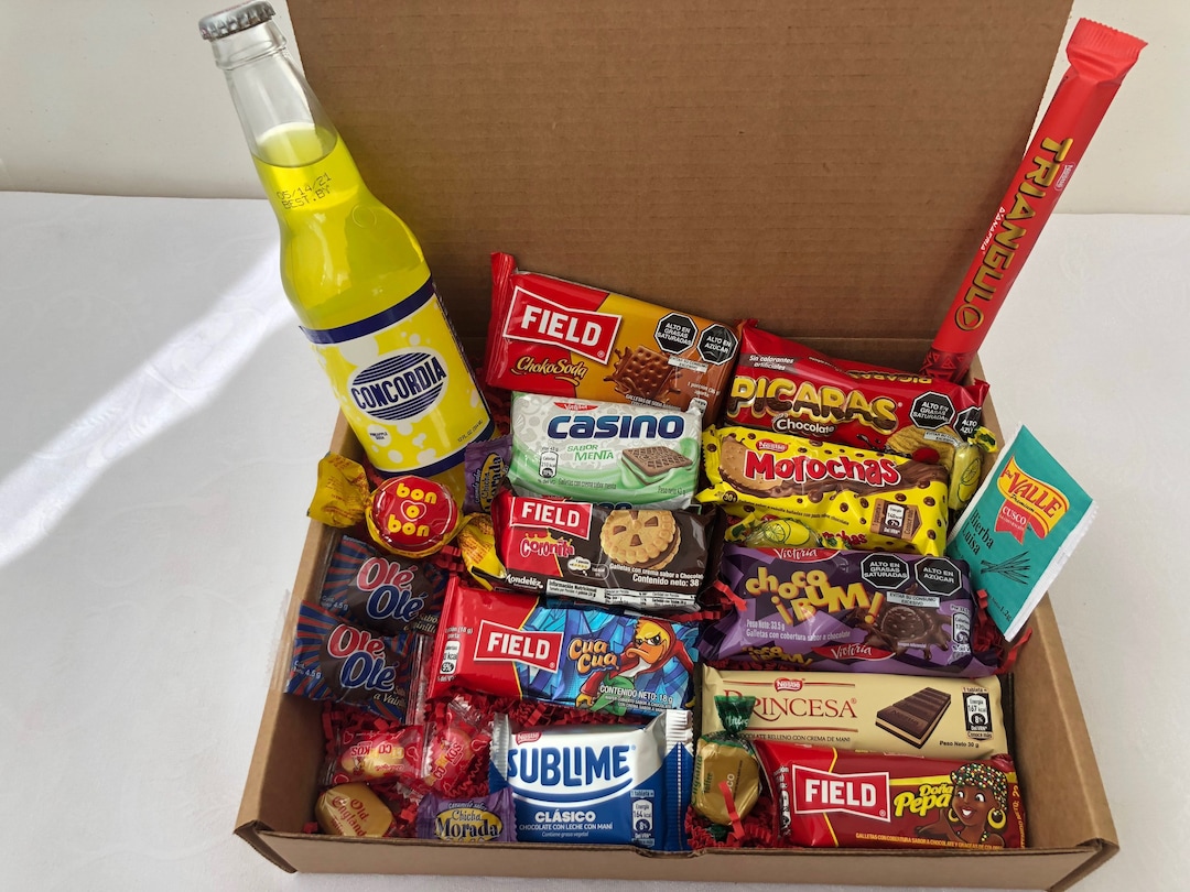 Peruvian Candy Box With Assortments Cookies Chocolates Candies ...