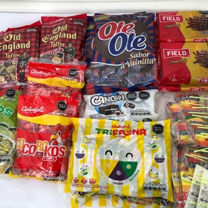 Peruvian Candy Box With Assortments Cookies Chocolates Candies ...