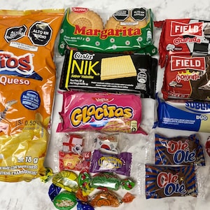 Peruvian Snack Box With Traditional Chizitos Chocolates Cookies ...