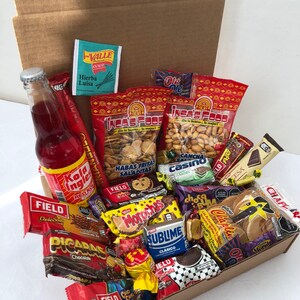 Peruvian Candy Box With Assortments Cookies Chocolates Candies & Kola ...