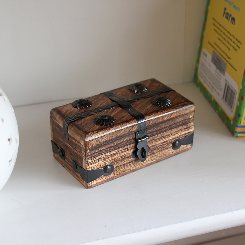 Wooden Treasure Chest Keepsake Box Flat Top small by - Etsy