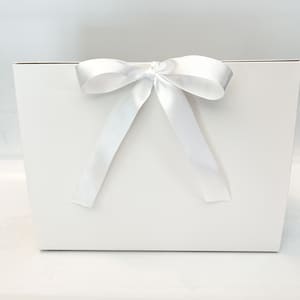 2 Boxes Elegant White Gift Box 9x7x3.5 White Satin Ribbon for Gift ...