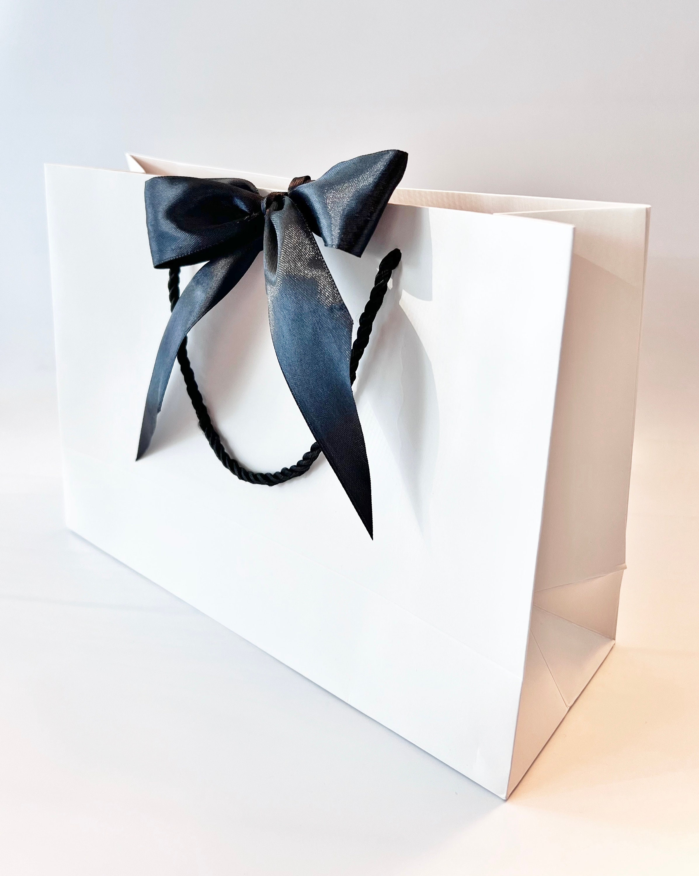 Retail gift bags store