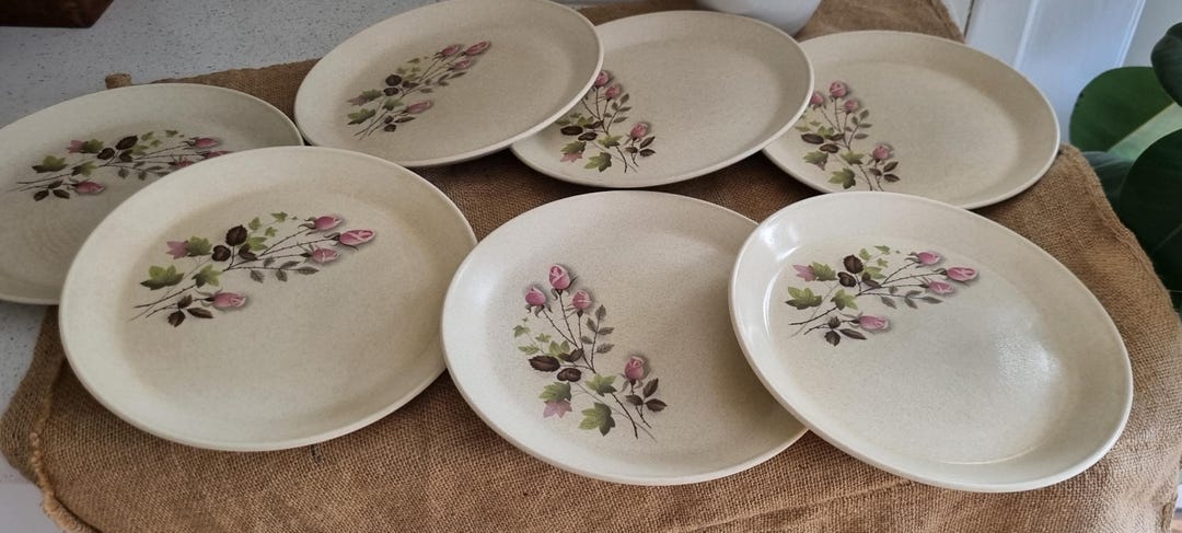 Vintage Set of Seven Johnson Australia Dinner Plates - Etsy