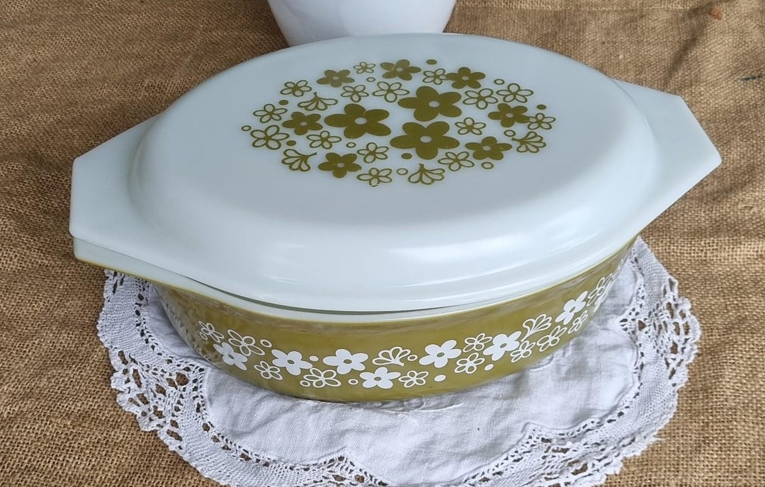 Large Vintage Pyrex Lidded Casserole Dish Olive Flowers - Etsy
