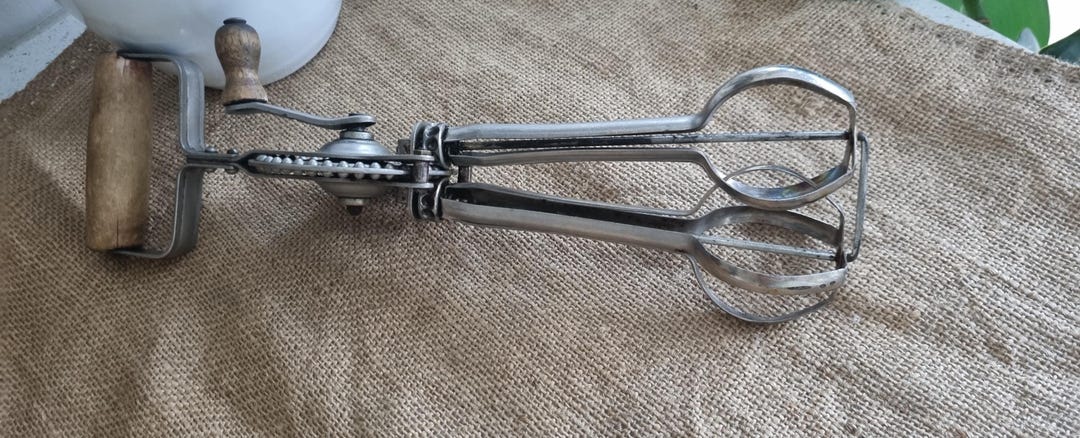 Vintage Swift Whip Hand Held Beater - Etsy