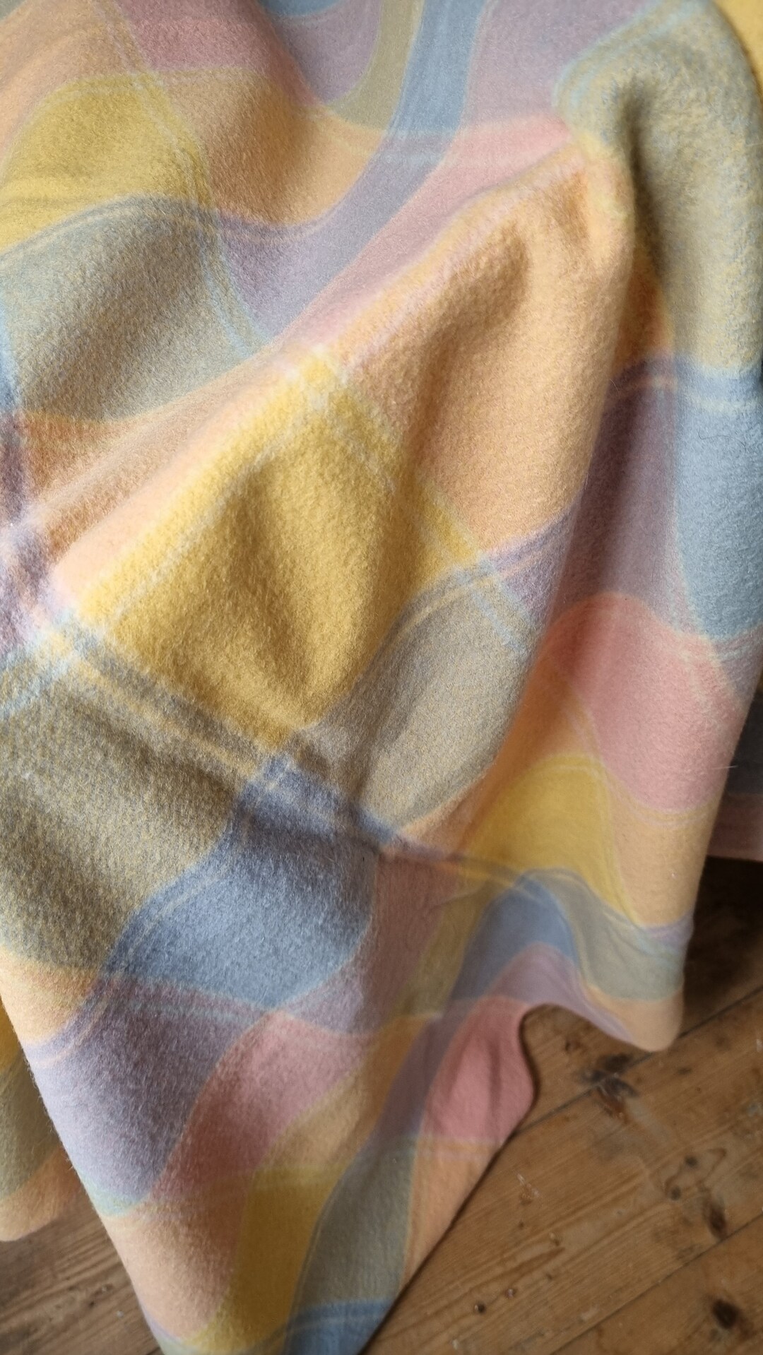 Vintage Pure Wool Queen Size Check Blanket - Etsy