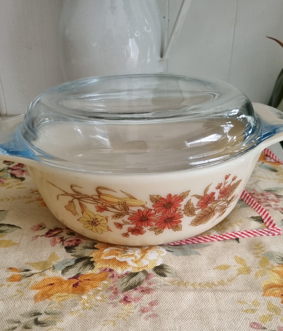 Vintage Pyrex Lidded Dish in Harvest Spray Floral Design - Etsy