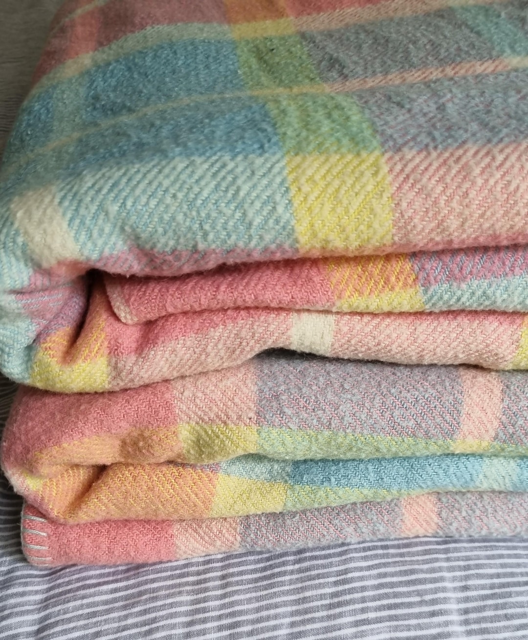 Vintage Set of Two King Size Wool Blankets - Etsy