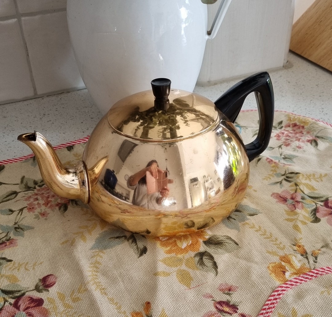 Vintage Glama-ware Peach Andonised Tea Pot - Etsy