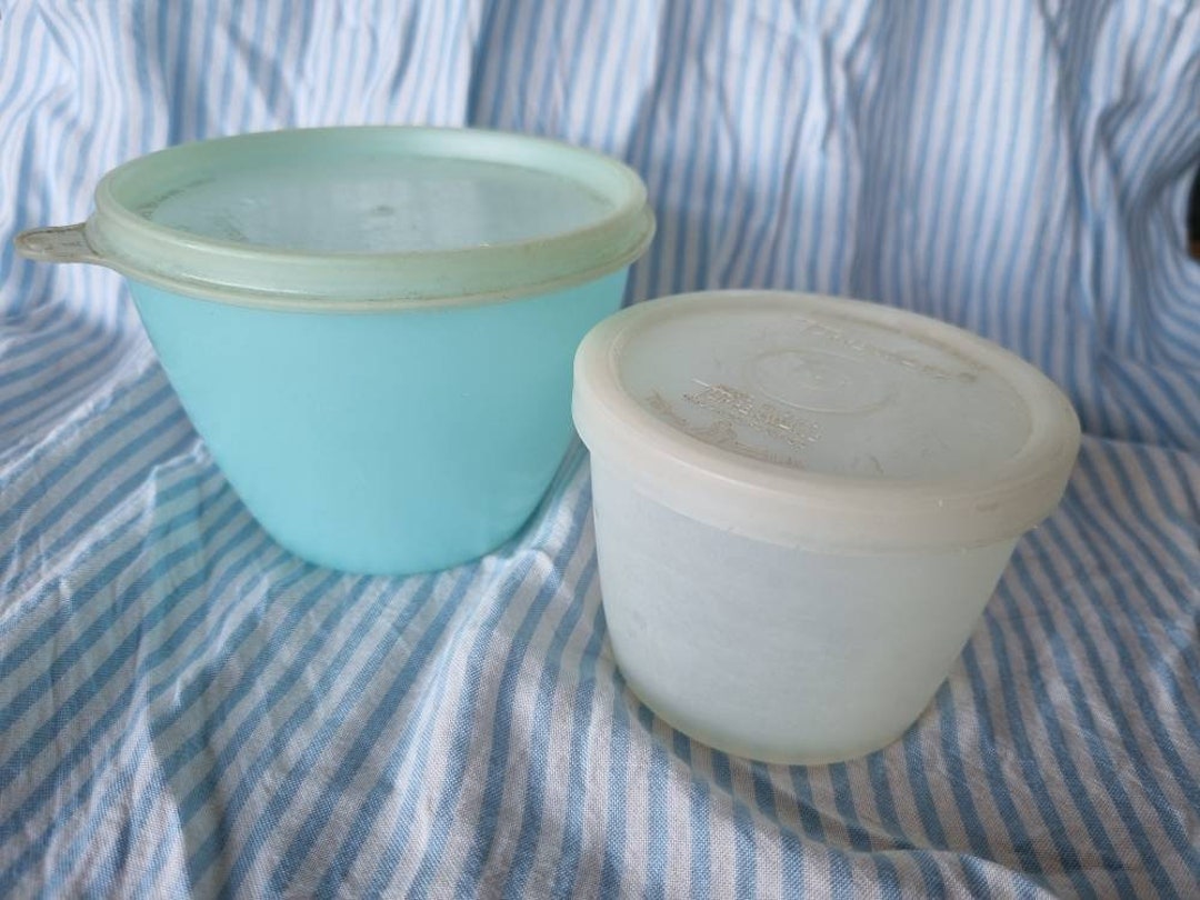 Set of Two Vintage 1950s Tupperware Pastel Containers - Etsy
