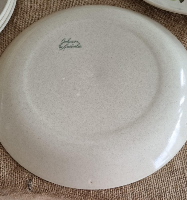 Vintage Set of Seven Johnson Australia Dinner Plates - Etsy