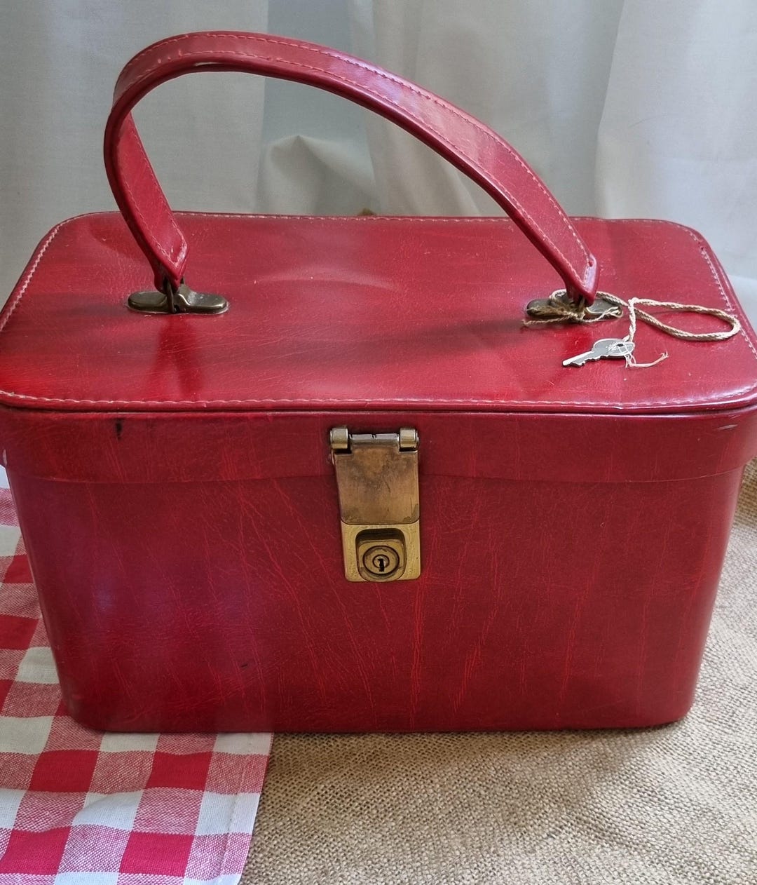 Vintage Cherry Red Train Case - Etsy