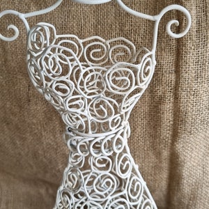 Vintage Cream Wire Mannequin Stand for Display - Etsy