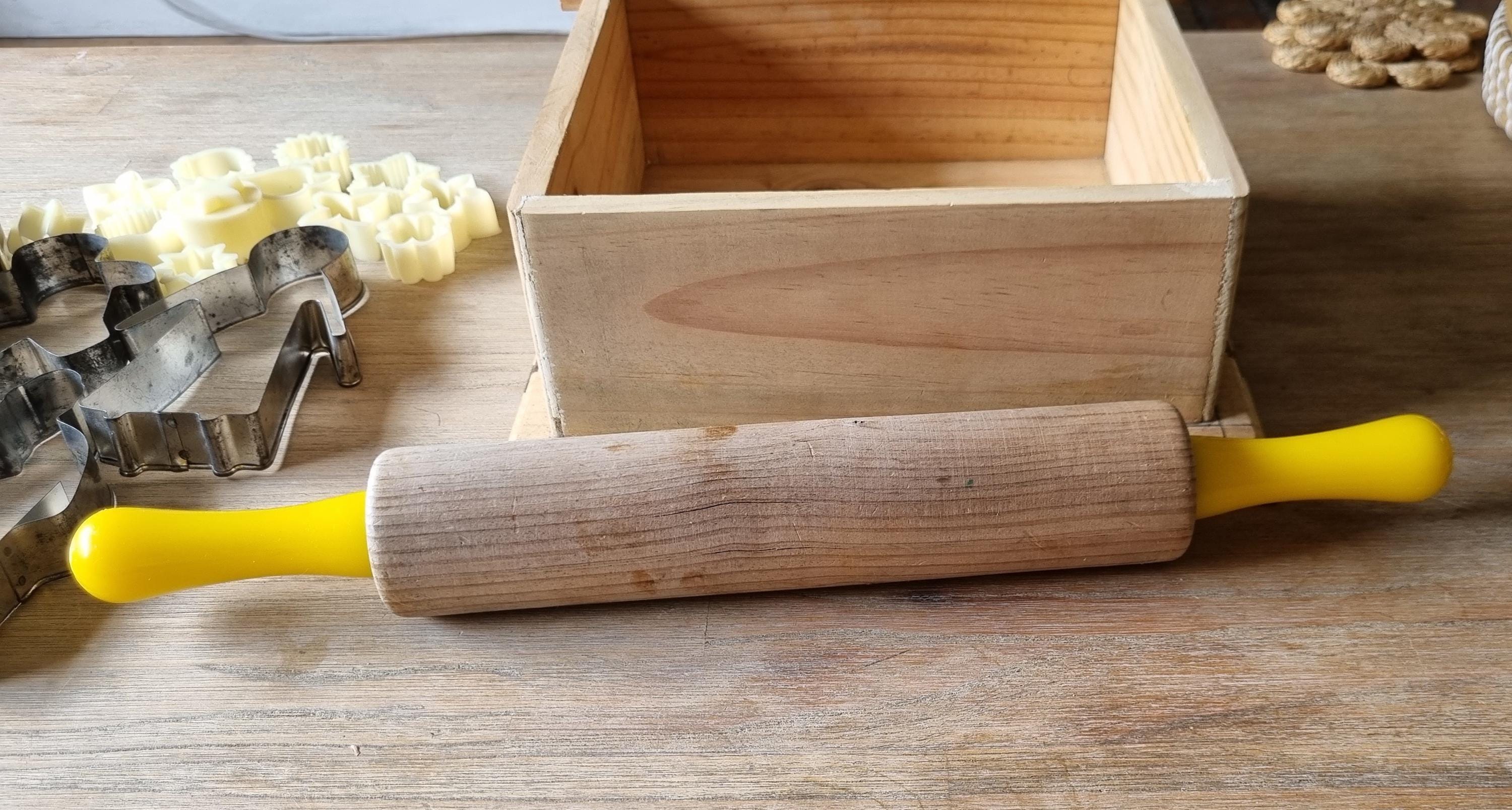 Vintage Baking Set in Wooden Box - Etsy