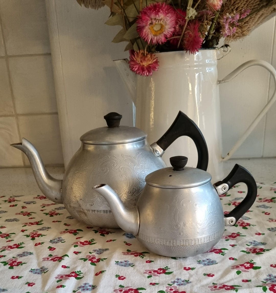 Set of Two Vintage Swan Aluminium Tea Pots - Etsy