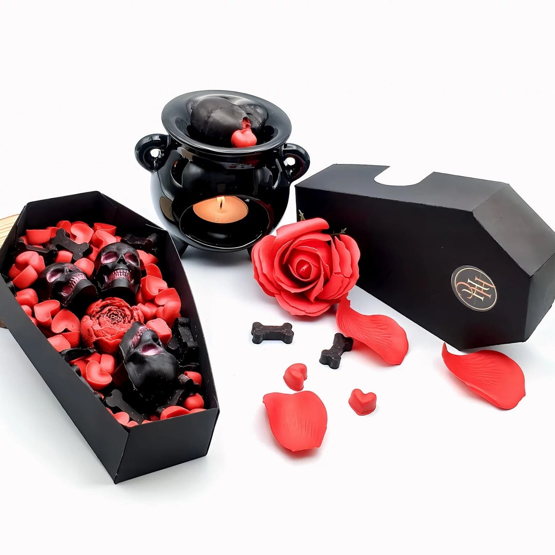 Skulls, Peony, Bones and Hearts Gothic Wax Melts, Packed in Handmade ...