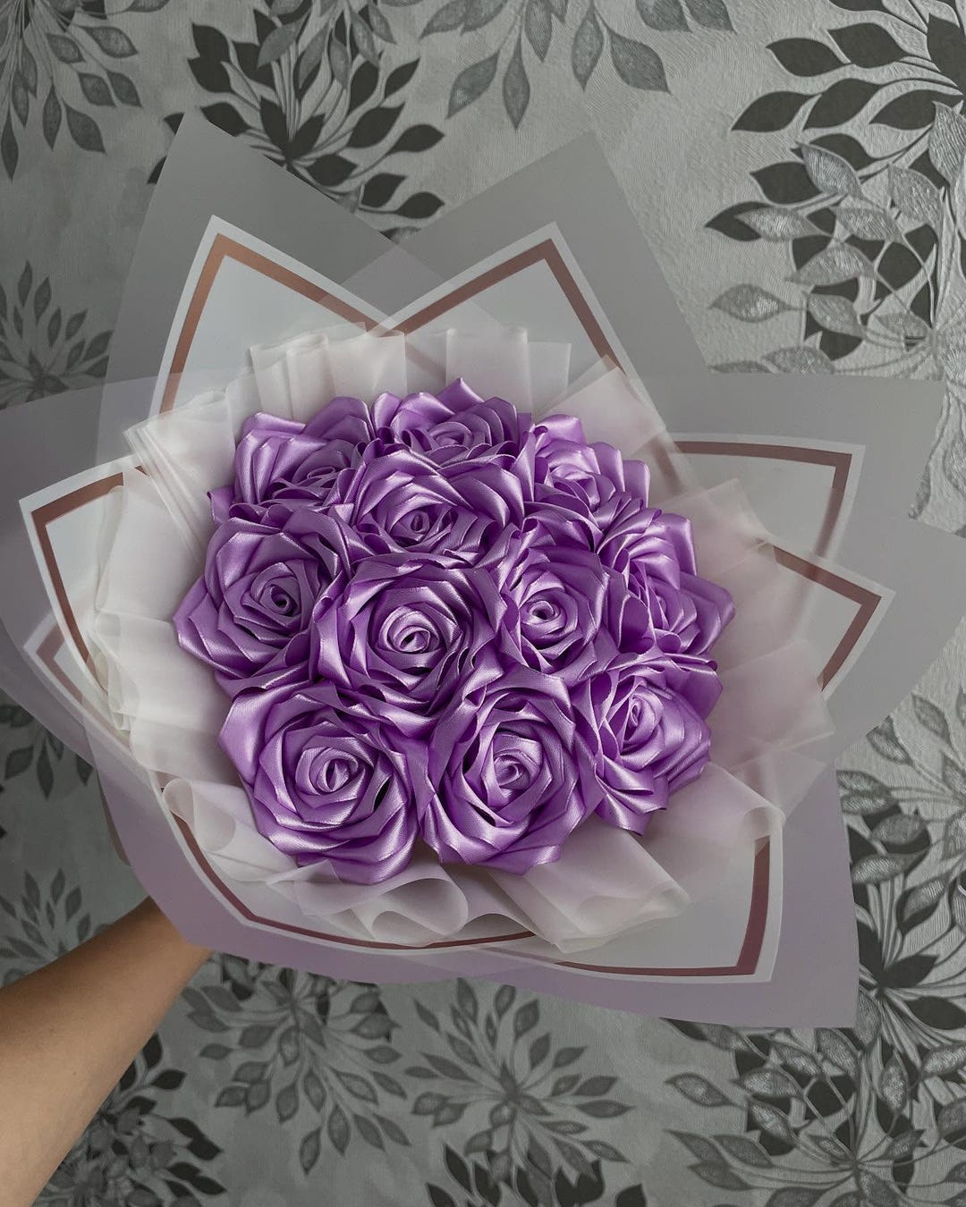 Classic Ramo Light Purple Roses, Bouquet Artificial Flowers ...