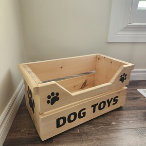 Handmade Wooden Dog Toy Box: Front Cut-out, Vinyl Lettering - Etsy