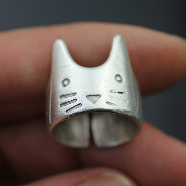 Cat Head Ring - Etsy