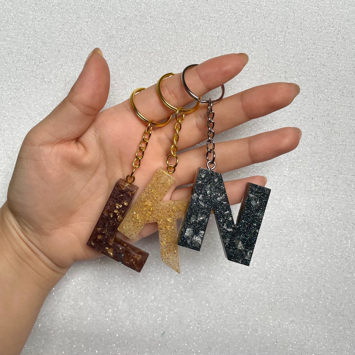 Personalized Resin Keychain w/ Color Pigment and Foil | Etsy
