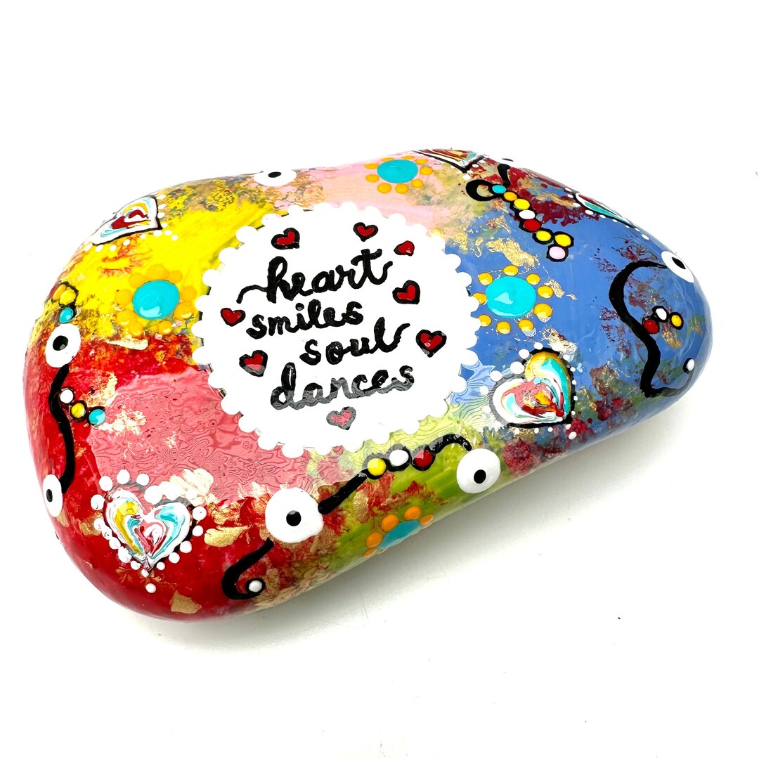 Heart Smiles Rock, Love Gift, Inspiring Message, Indoor or Outdoor ...