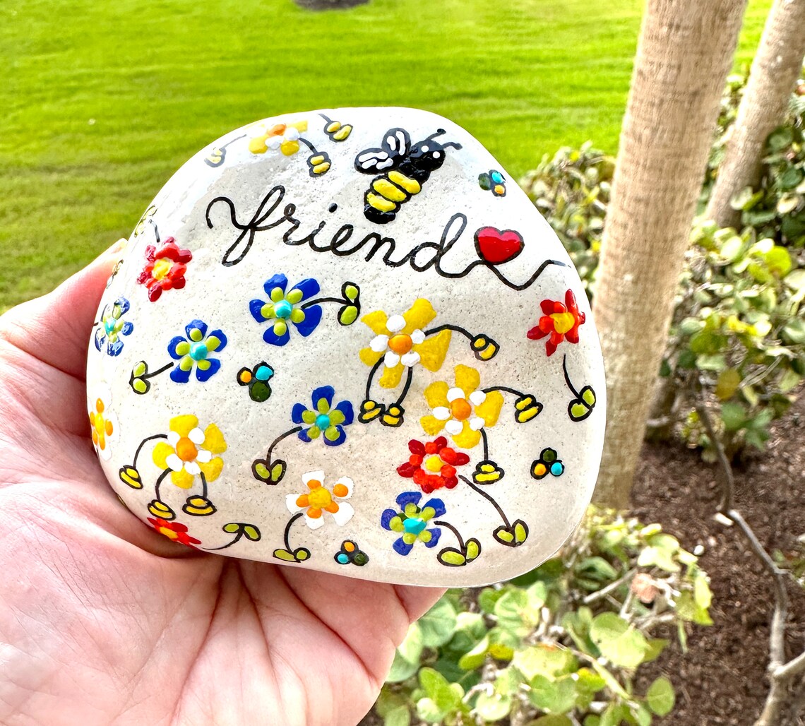Friendship Rock, Bees and Flowers Rock - Etsy