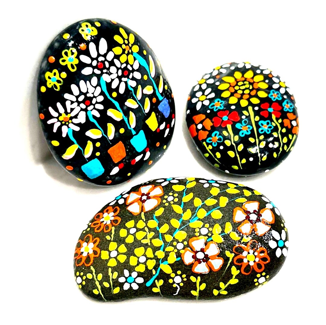 3 Mosaic Rock Set, Cape Cod Art, Floral Folk Art - Etsy