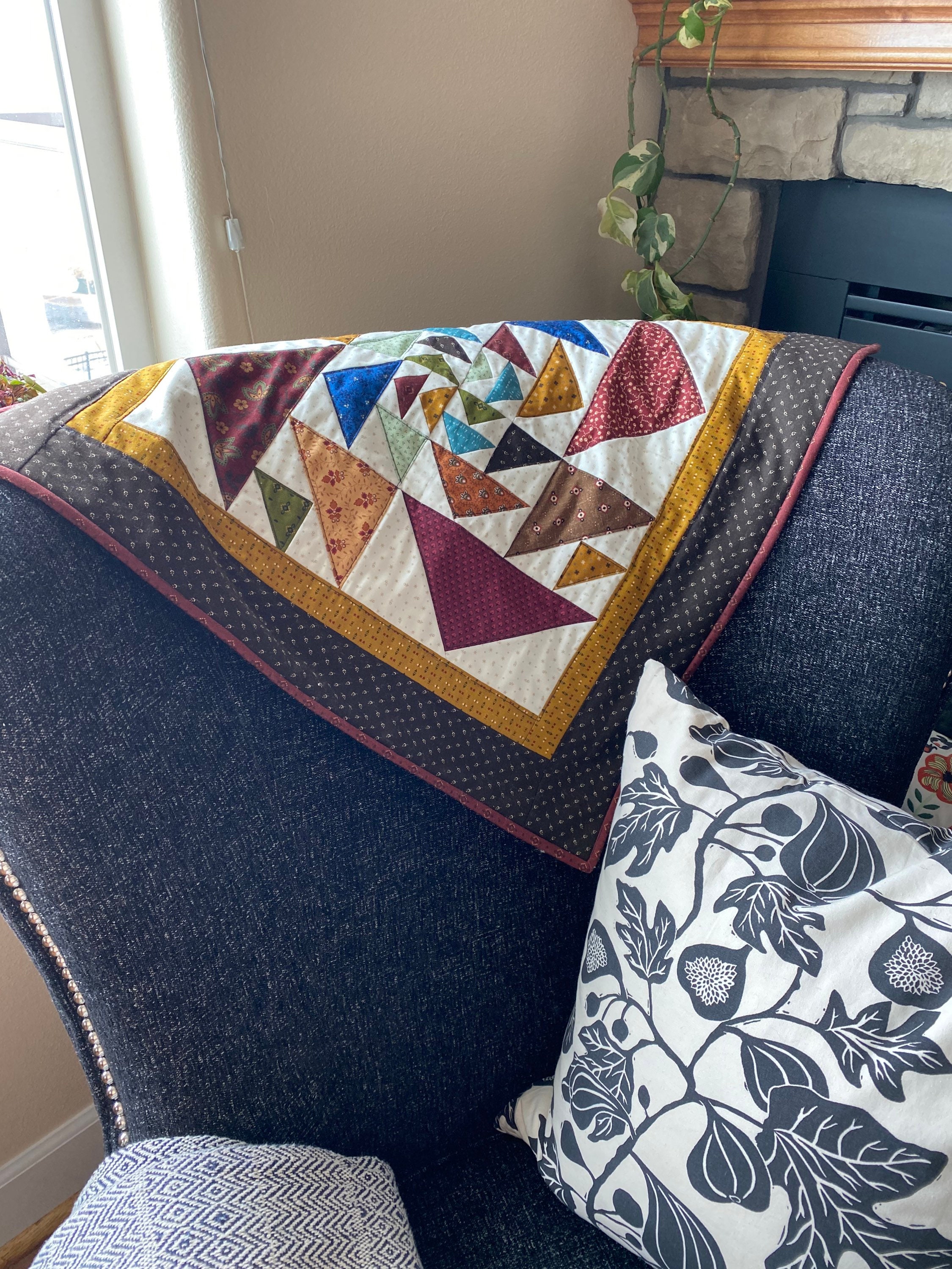 24 Square Flying Geese Finished and Quilted Table Topper - Etsy