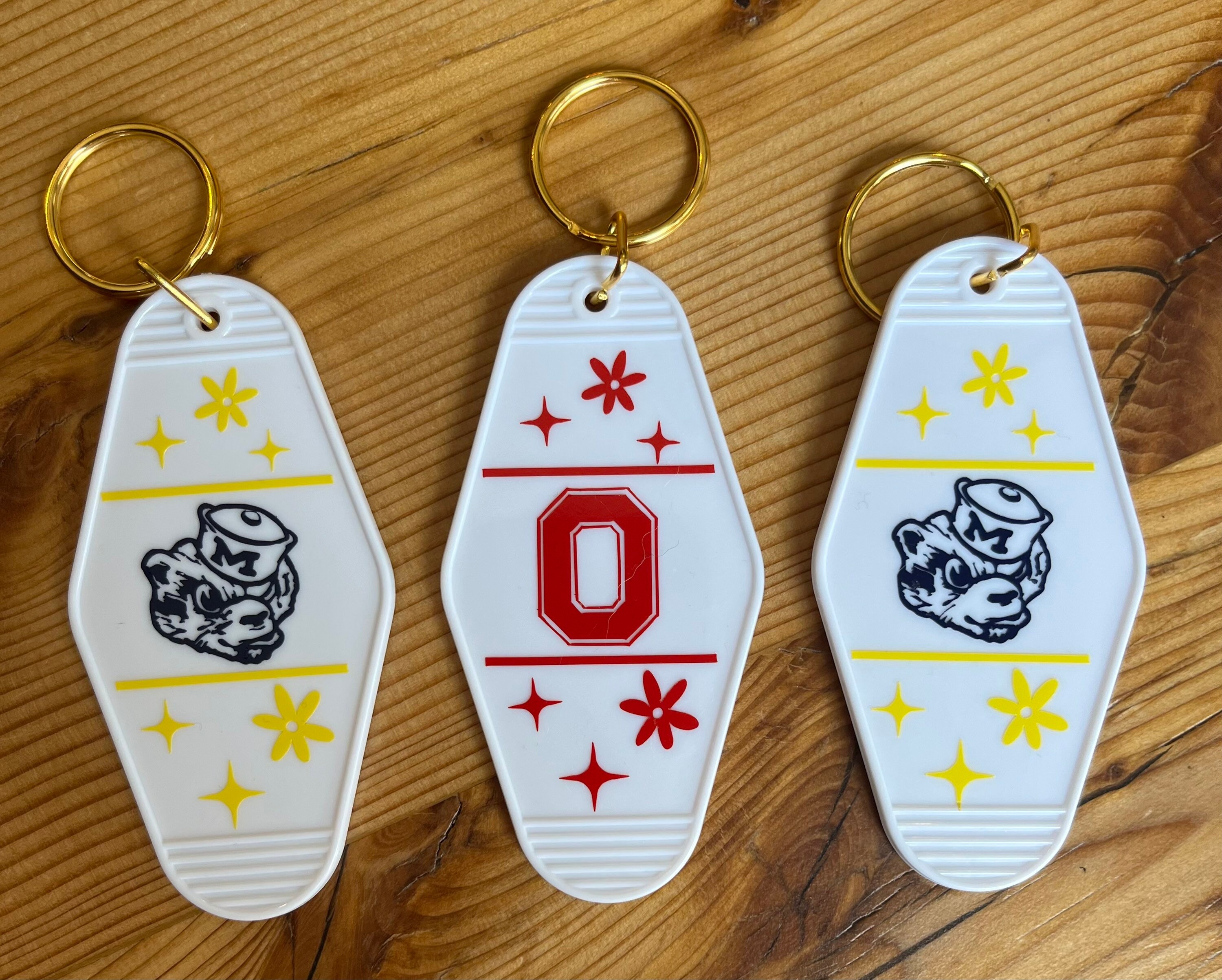 VINTAGE College Logo Motel Key Chains FREE SHIPPING - Etsy