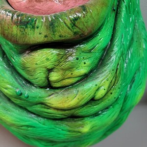 Green Slimeball Ghost Prop Replica – Glowing Wall Bursting Version ...