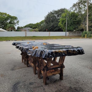 Game of Thrones Dragonstone War Table Replica – Glowing With Fire ...