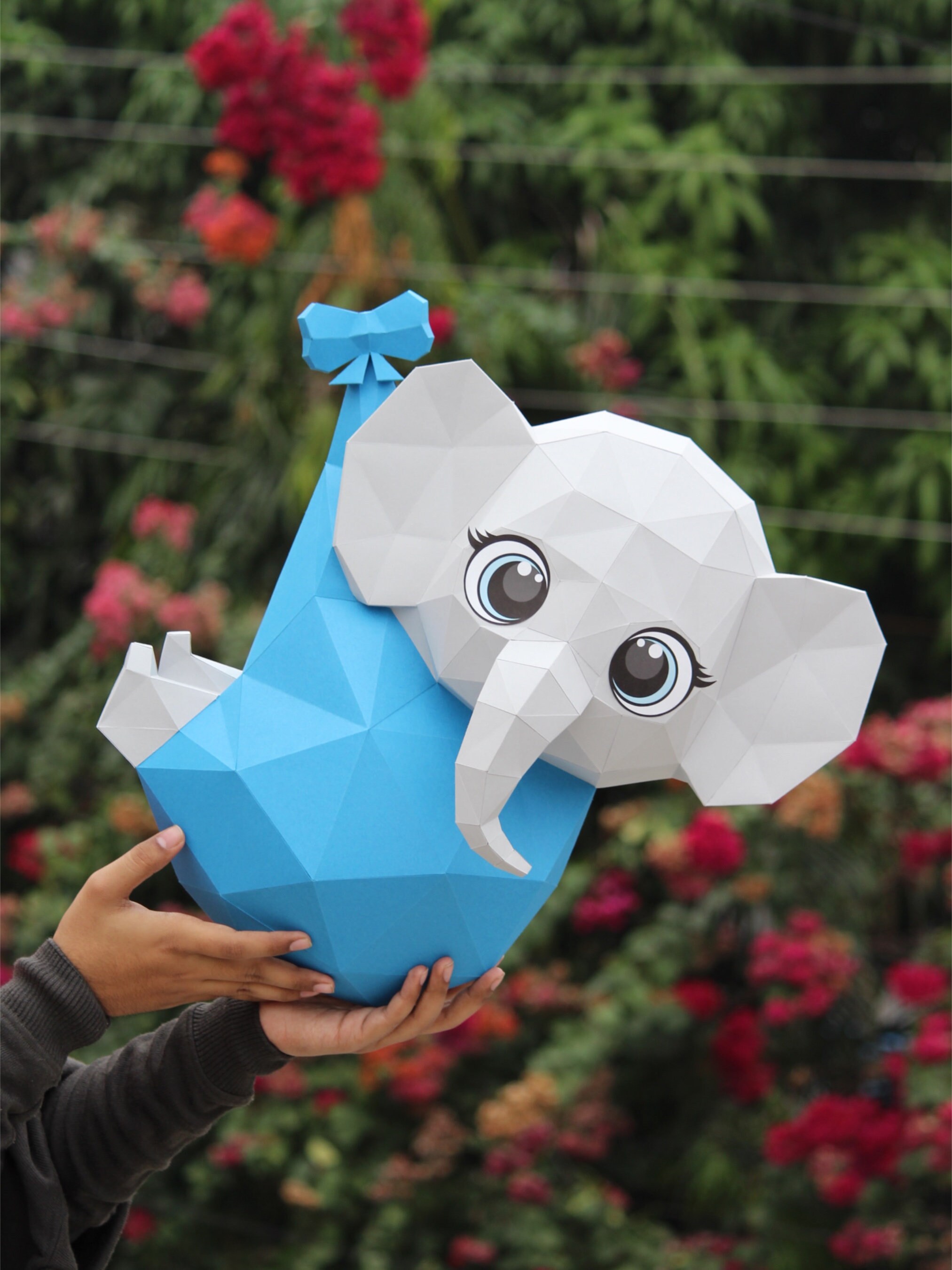 Plantilla de papel de elefante bebé / DIY 3D de baja poli (SVG, PDF ...