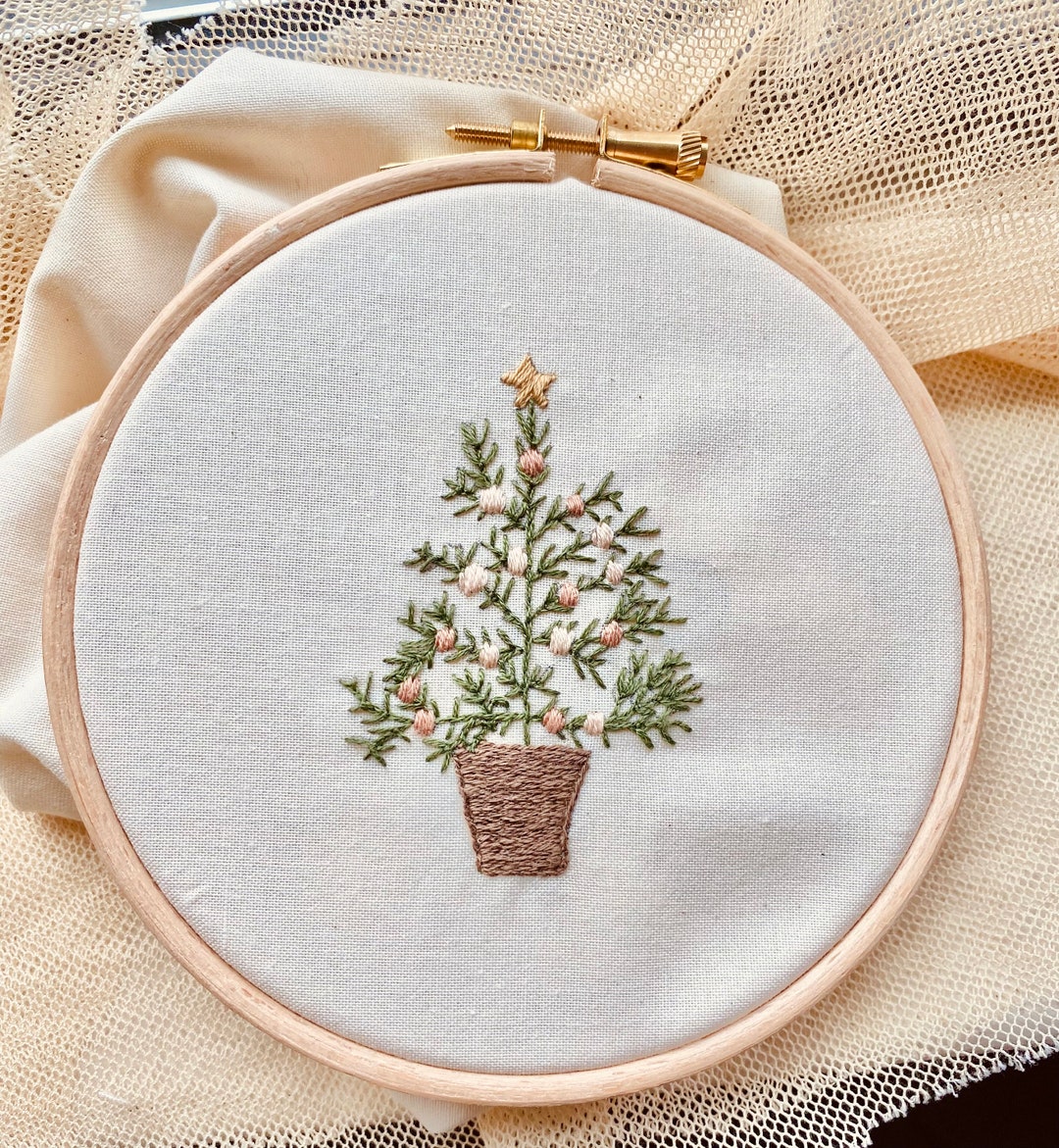 Christmas Tree Embroidery Kit: DIY Embroidery Kit - Etsy